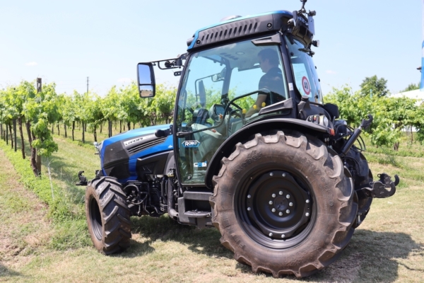Landini Rex4 RoboShift: un trattore innovativo - Agrimeccanica ...