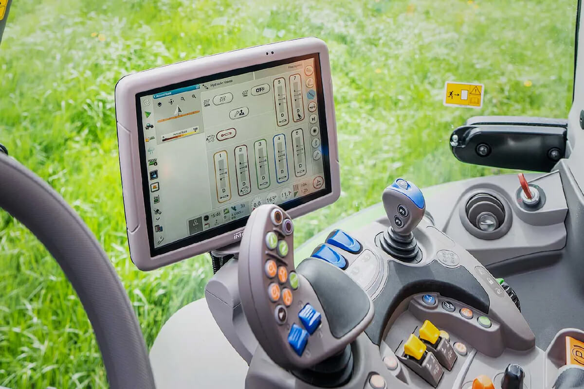 Nuovi serie di trattori Deutz-Fahr 6 RcShift - Agrimeccanica - AgroNotizie