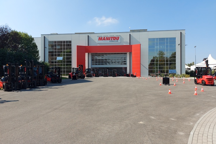 Gruppo Manitou, non solo telescopici a Castelfranco Emilia ...