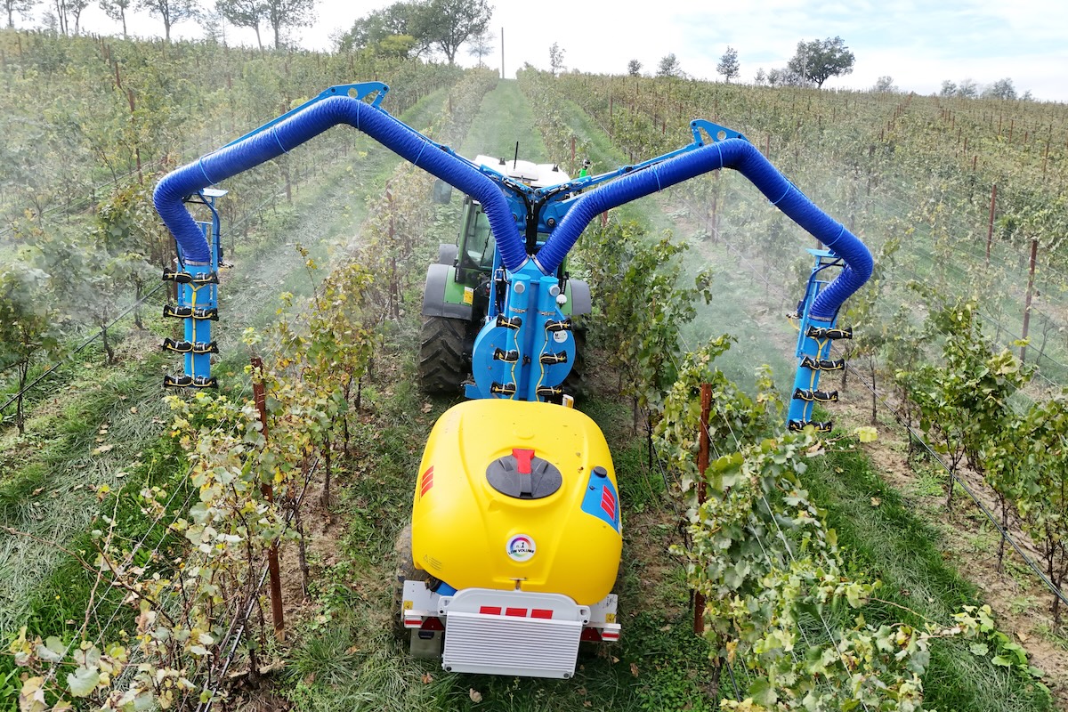 Il nuovo atomizzatore NewPortTrio di Martignani - Agrimeccanica ...