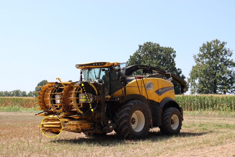 New Holland FR920 e T7.315 HD in campo - Agrimeccanica - AgroNotizie