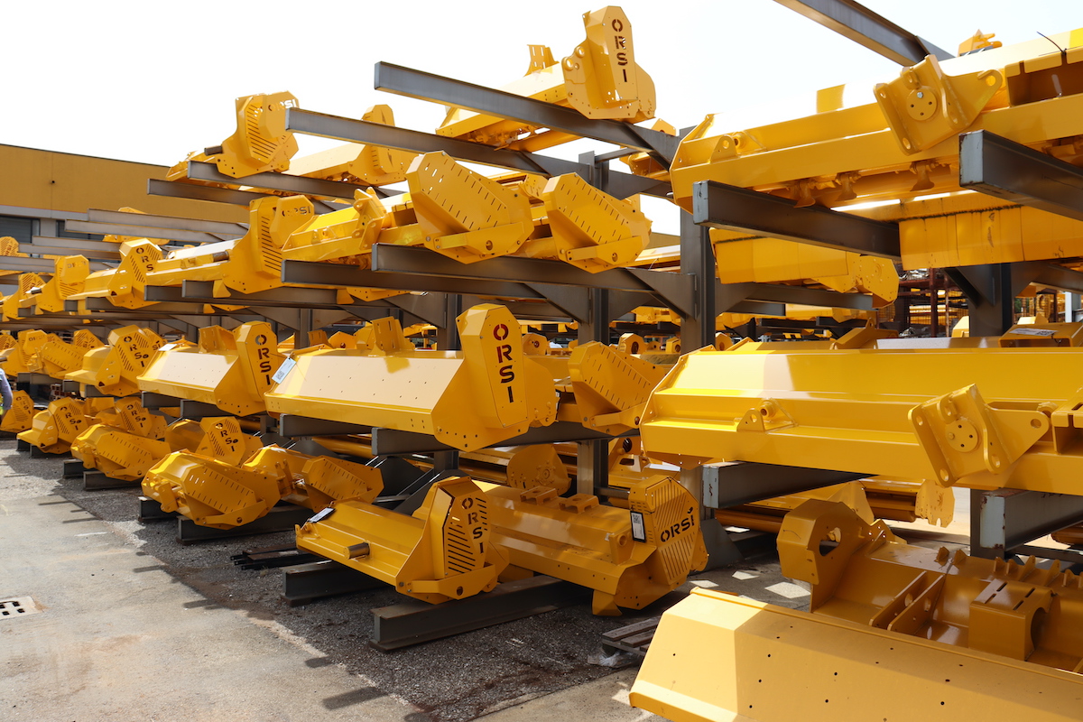 Dalla fabbrica al campo, il percorso delle attrezzature Orsi ...